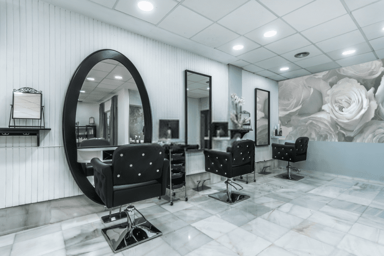 10 Essential Tips to Keep Your Salon Running Smoothly